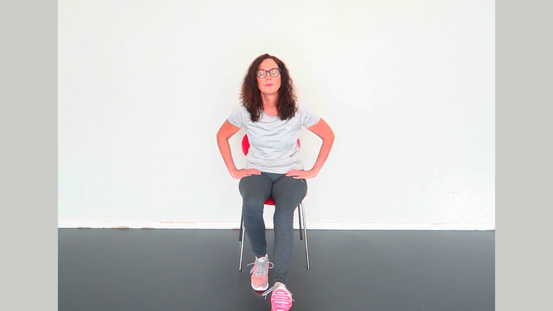 2021 Sittgympa utan redskap låt 03 RF on Vimeo