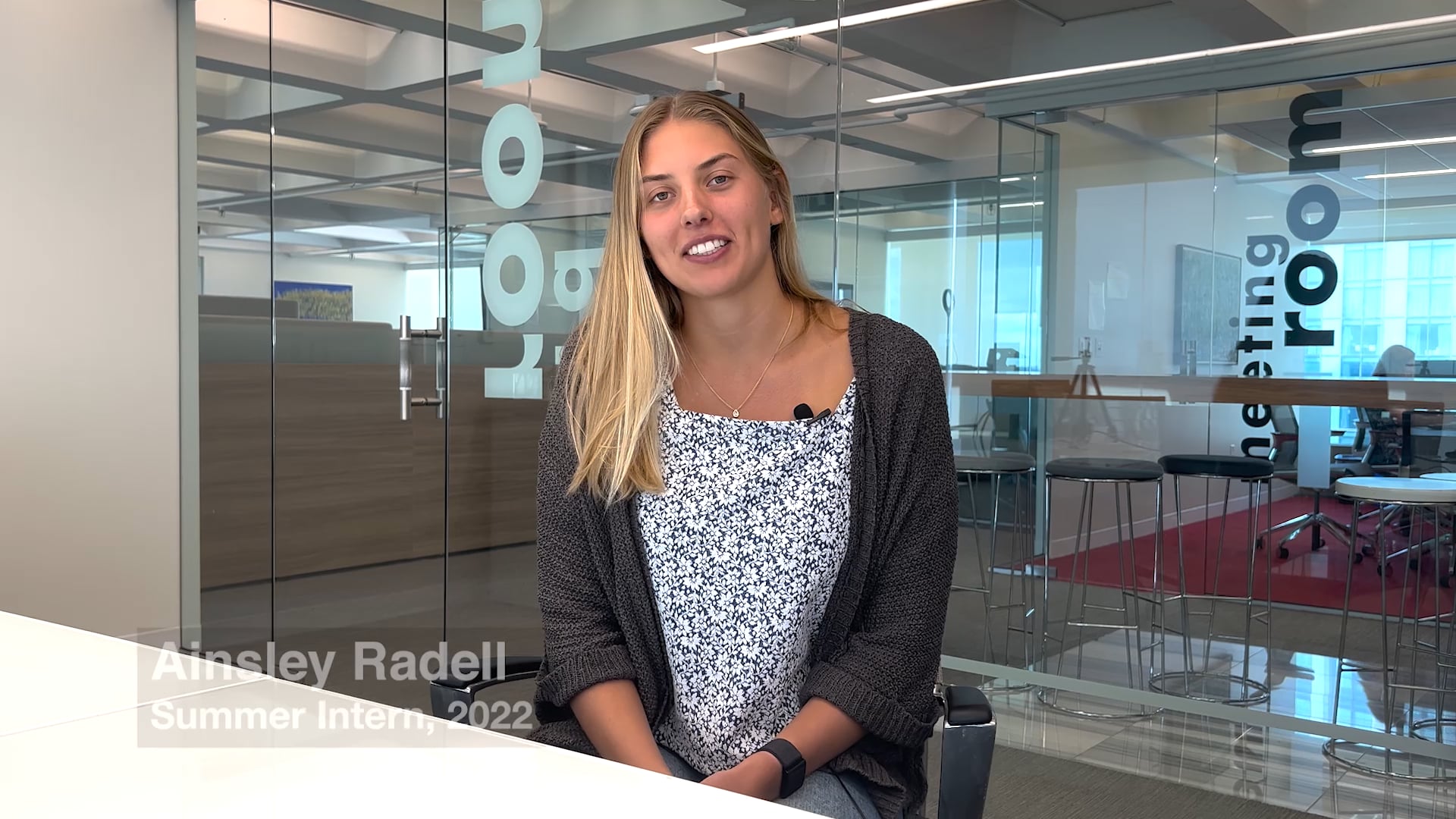 01 - Ainsley Radell - intern testimonial on Vimeo