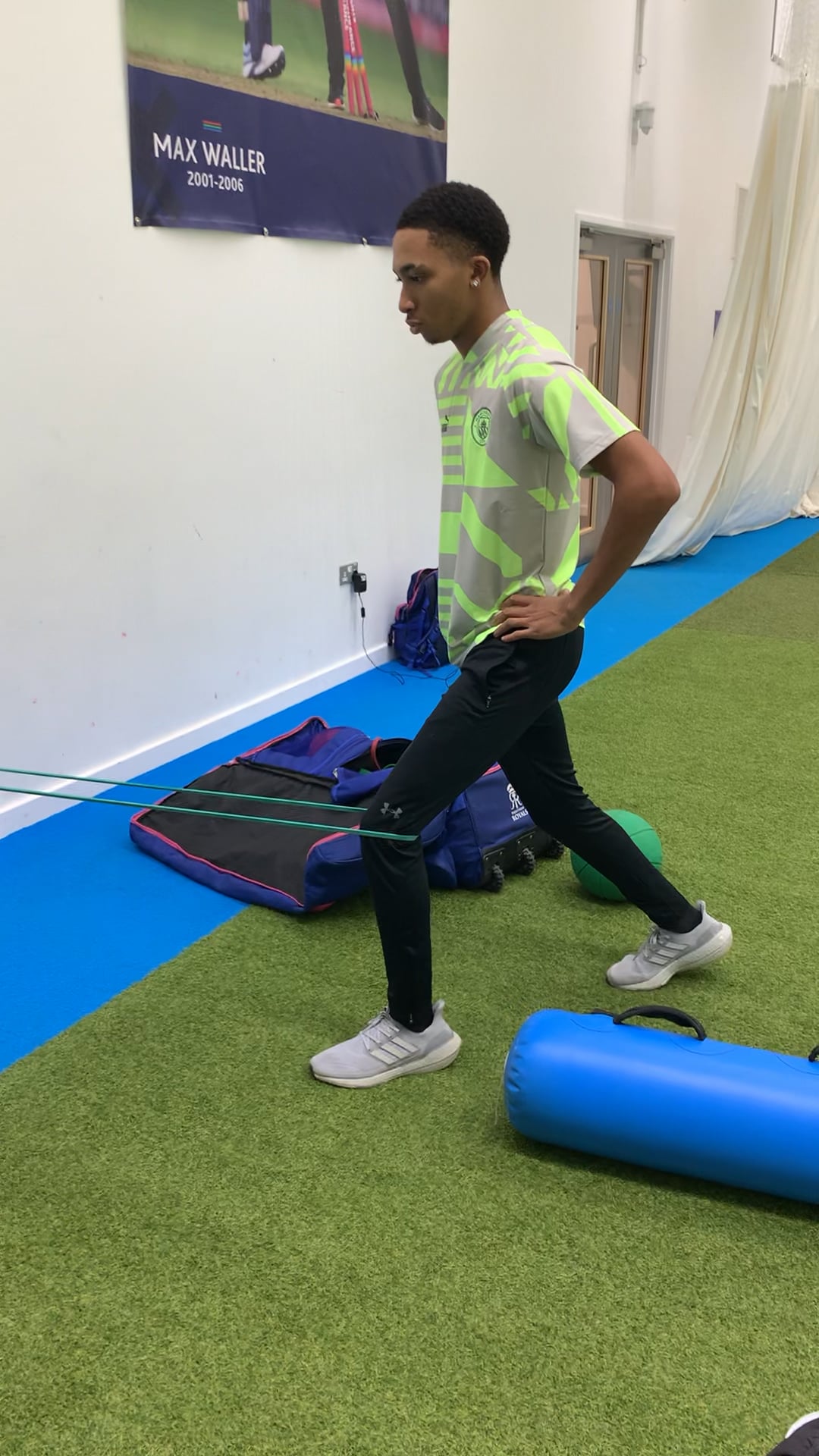 Band terminal knee extensions [TKE] on Vimeo