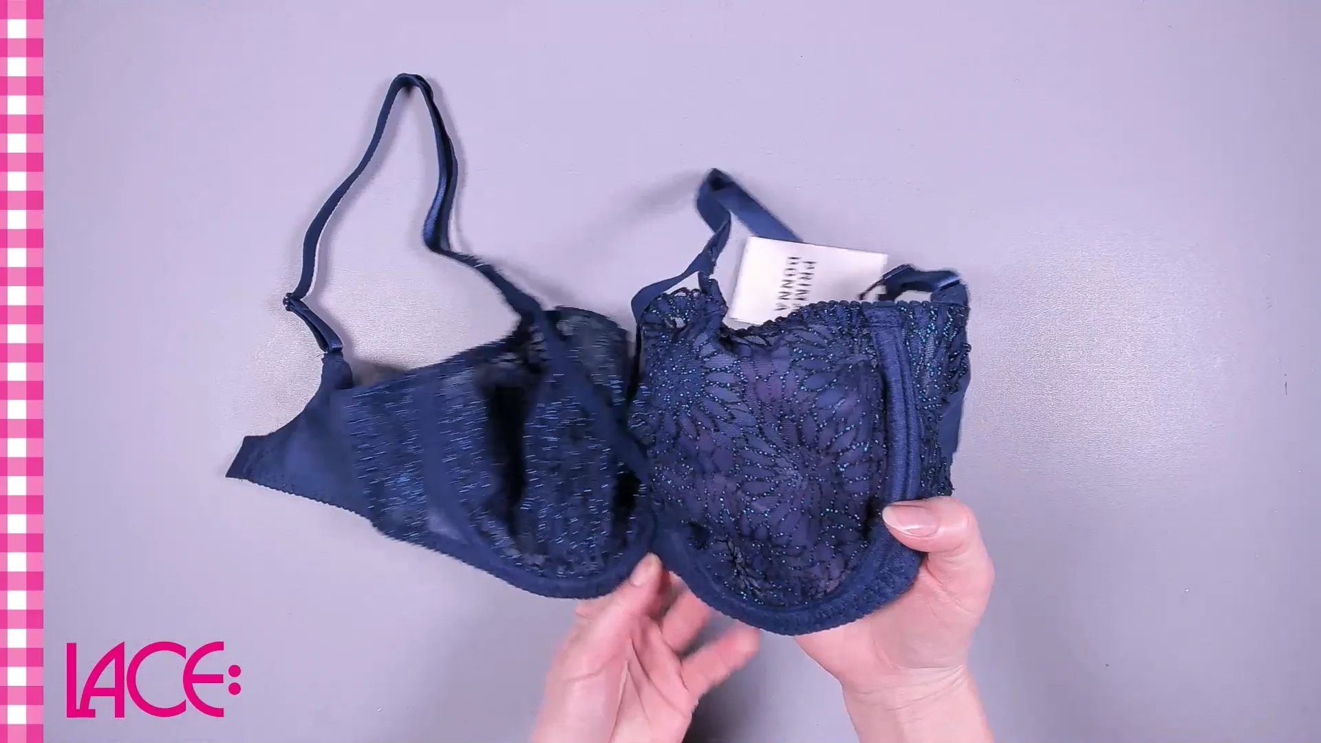 PrimaDonna - Lingerie - BH - 0163185 - 70E royal | Lace.de on Vimeo