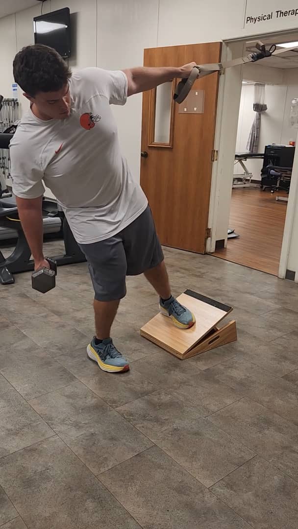 Slant board calf raise on Vimeo