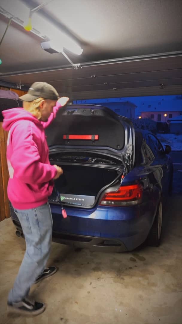 BMW E82/F23 Automatic Boot on Vimeo