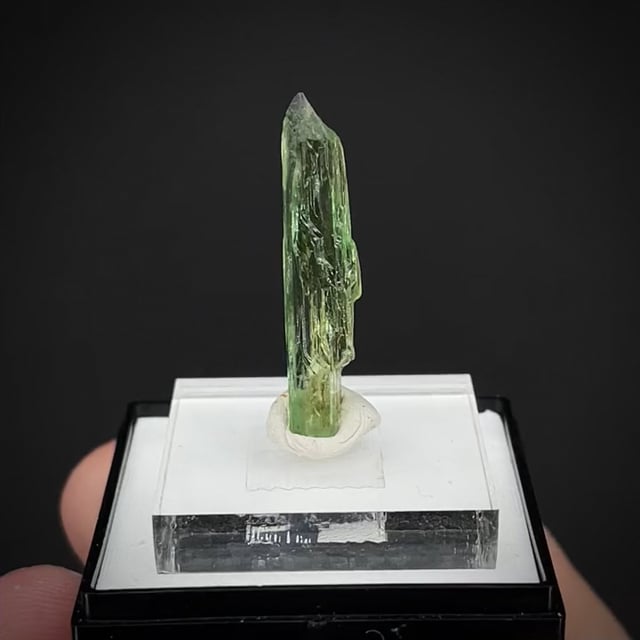 Spodumene var. Hiddenite | Adams Hiddenite and Emerald Mine, Alexander ...