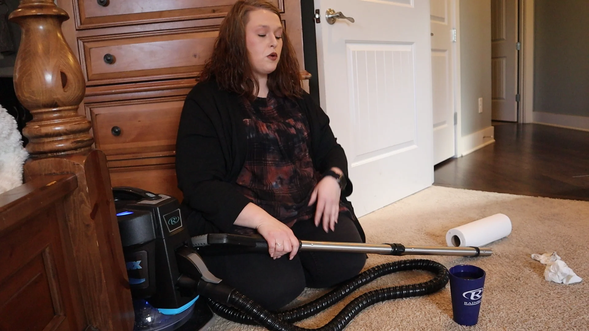 BRITTANY-CLEANING RAINBOW on Vimeo