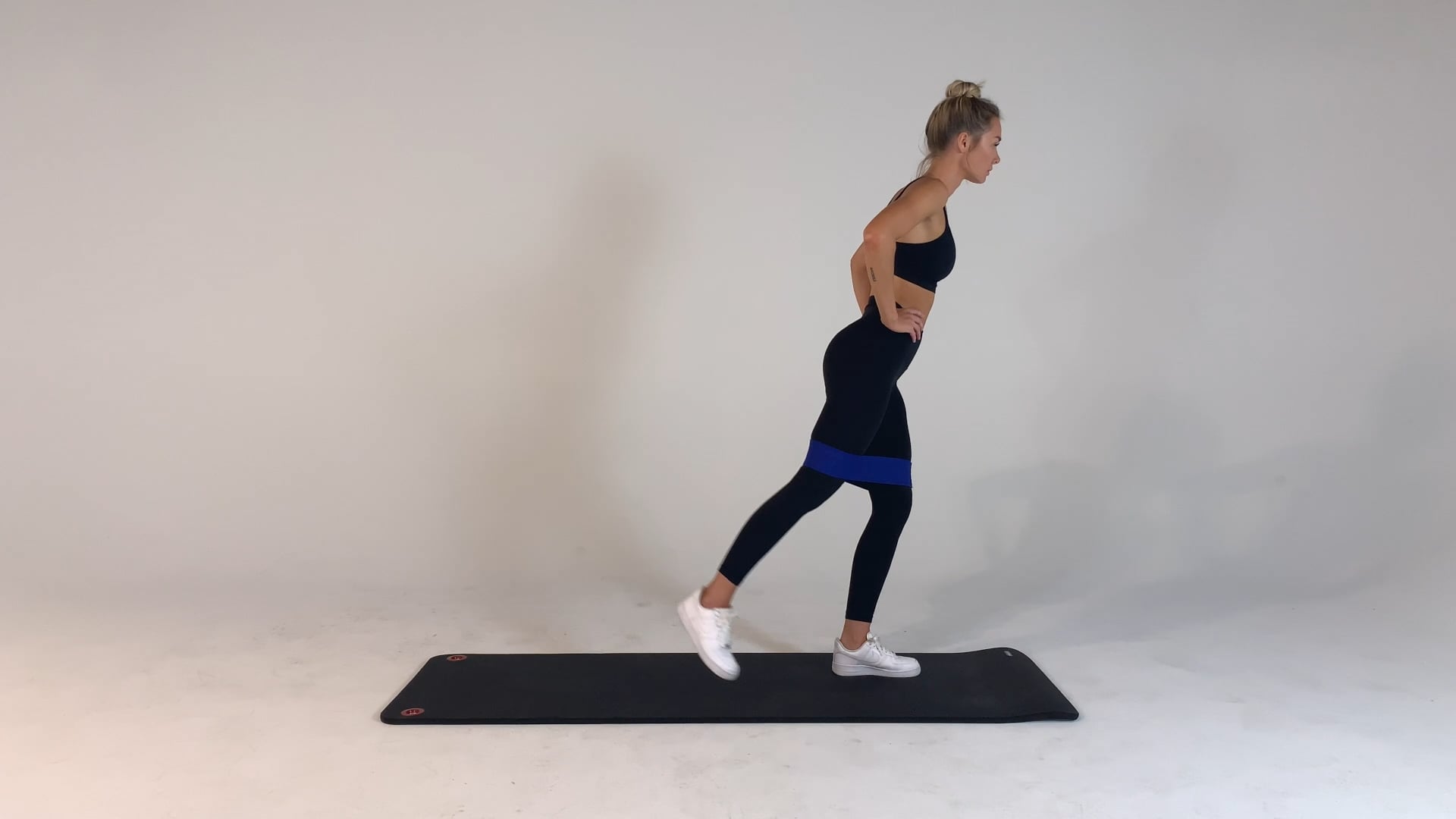 Banded Kick Backs - os on Vimeo