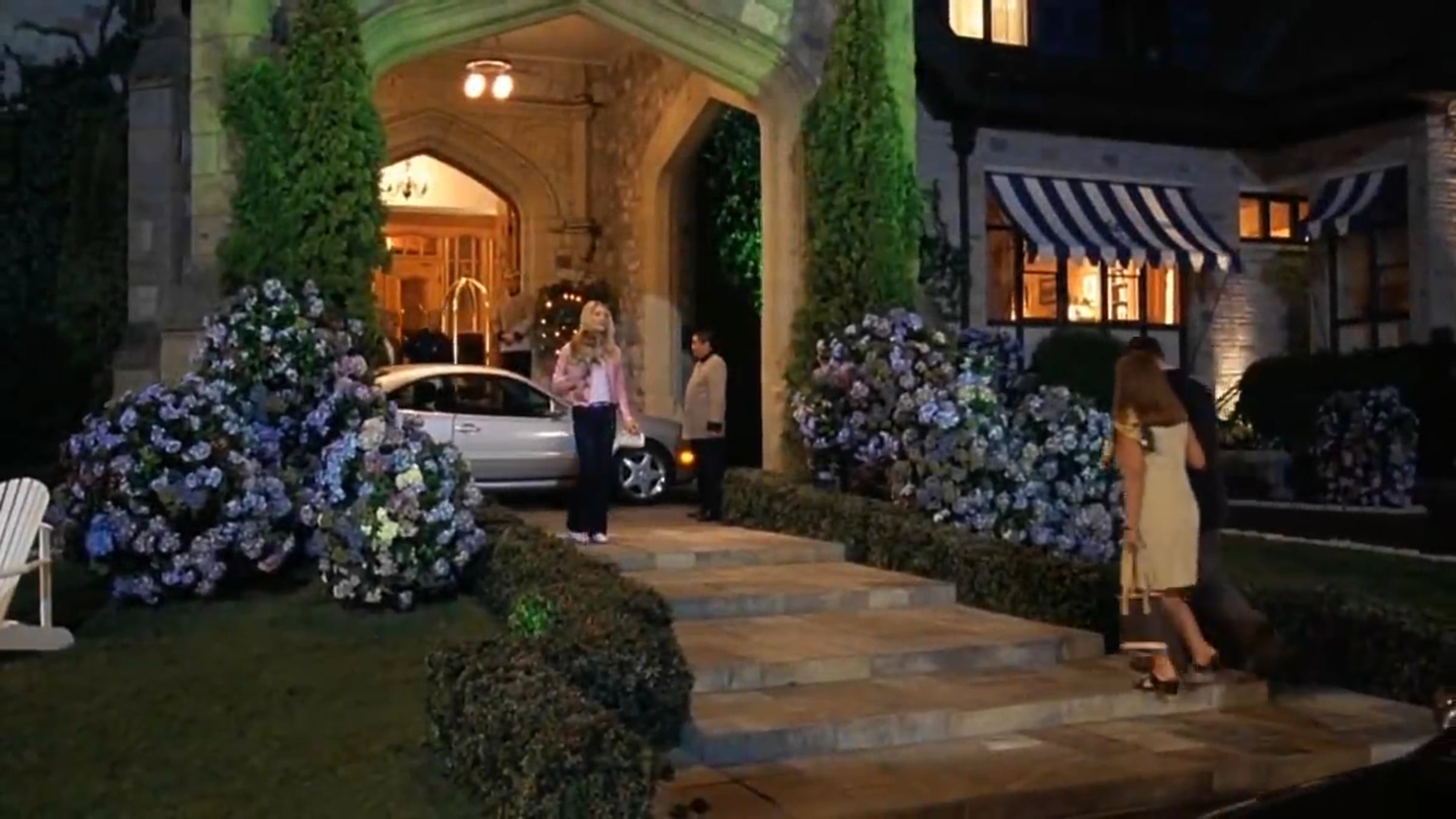 White Chicks - A Thousand Miles Latrell Scene (Terry Crews) in HD.mp4