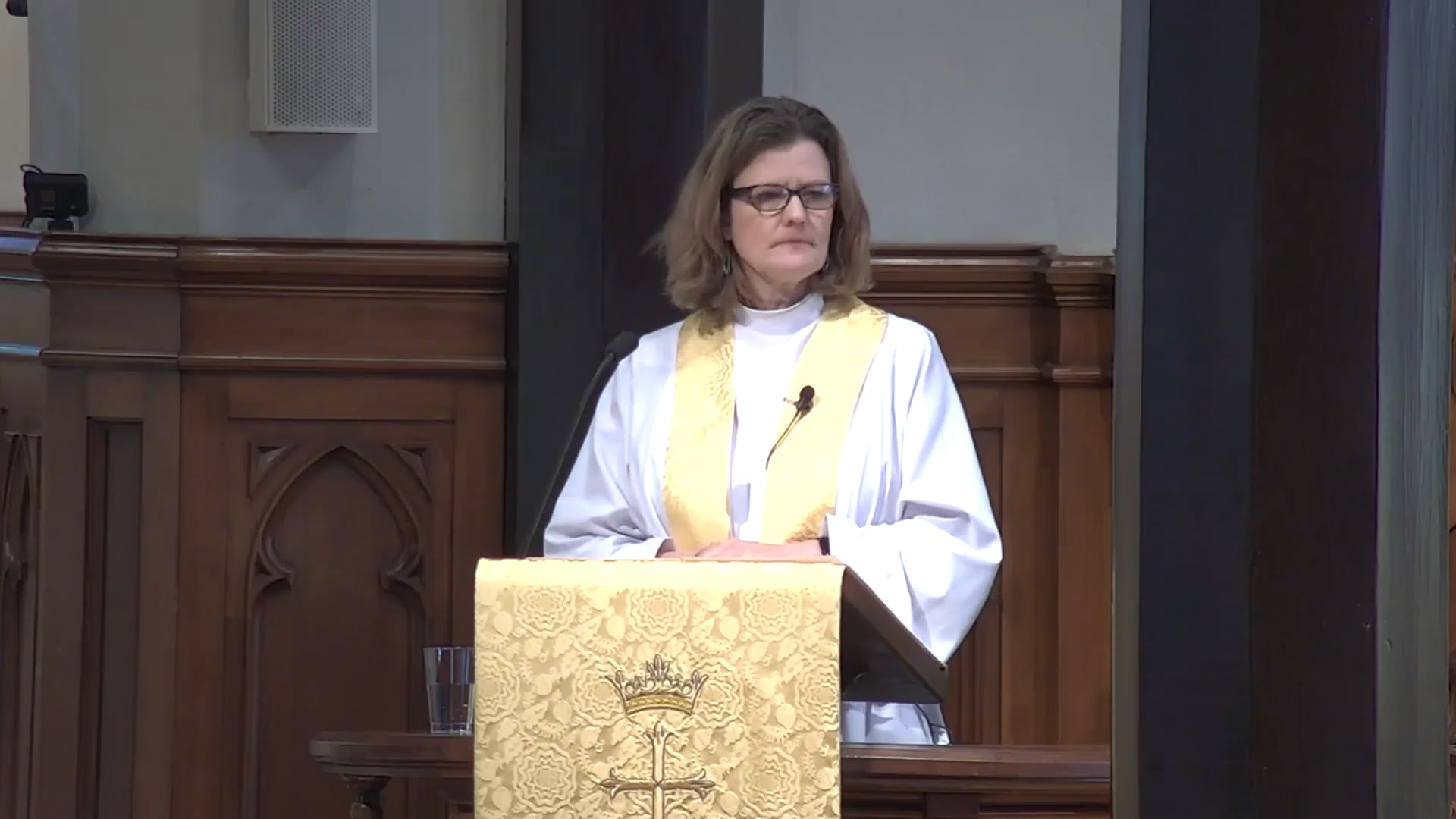 Sitting with the Pain of the World and God - The Rev. Beth Knowlton ...