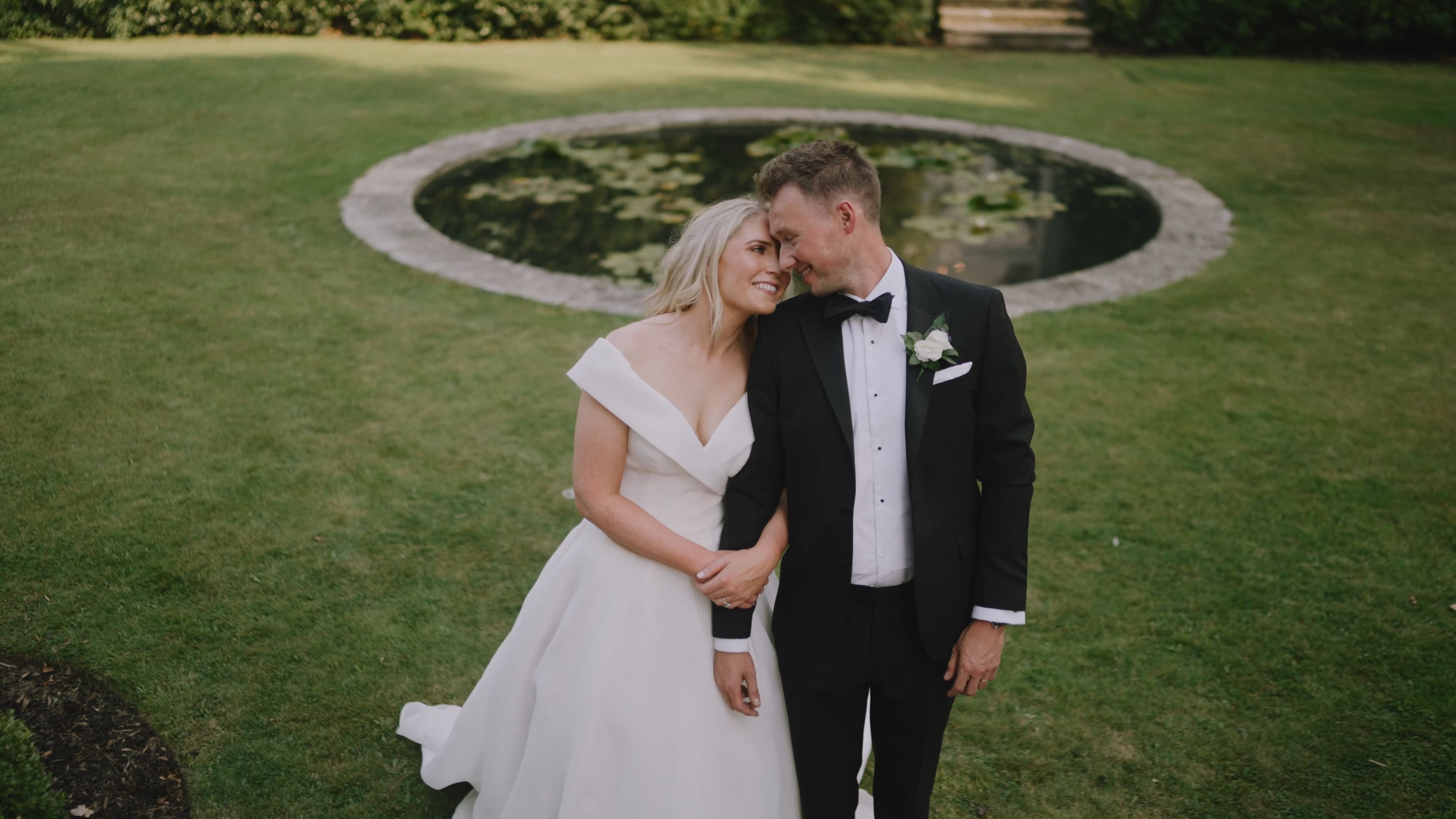 Entry #3404 | Category #529 on Vimeo