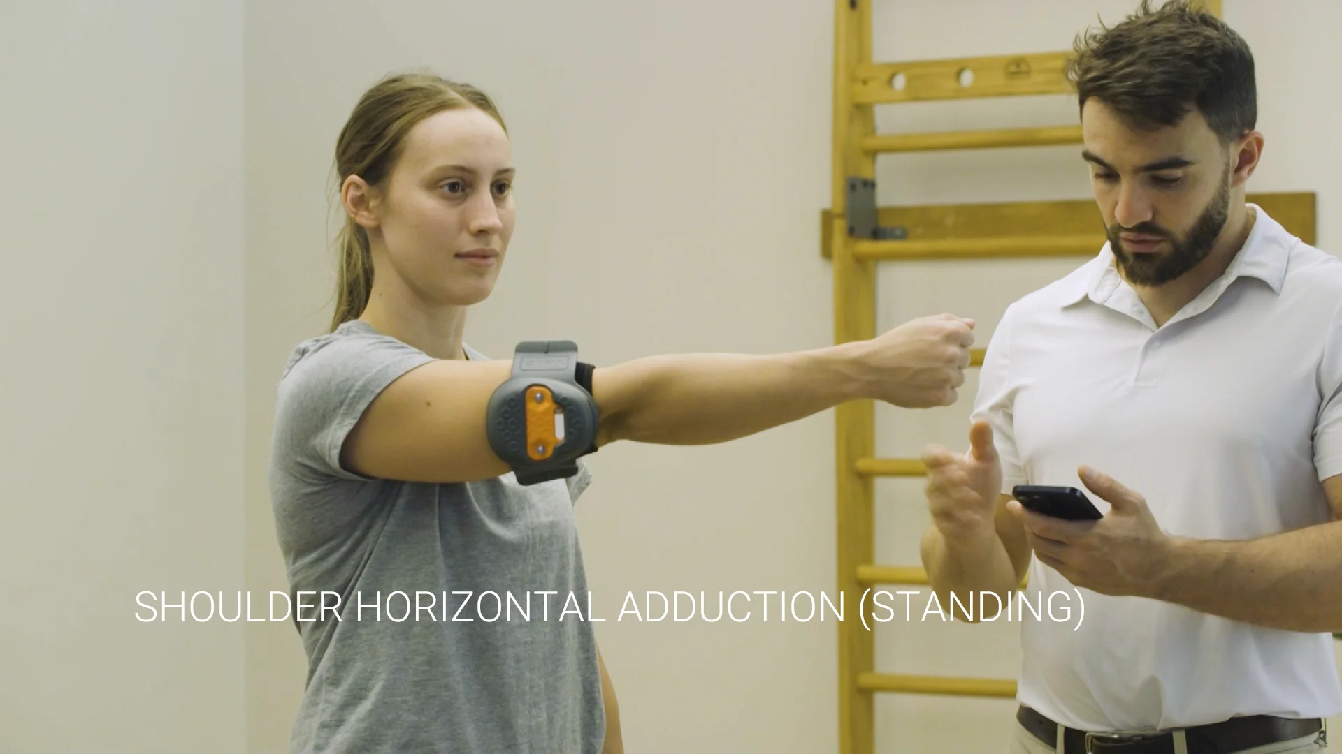 VALD DynaMo Lite Shoulder Horizontal Adduction - Standing ROM Test on Vimeo