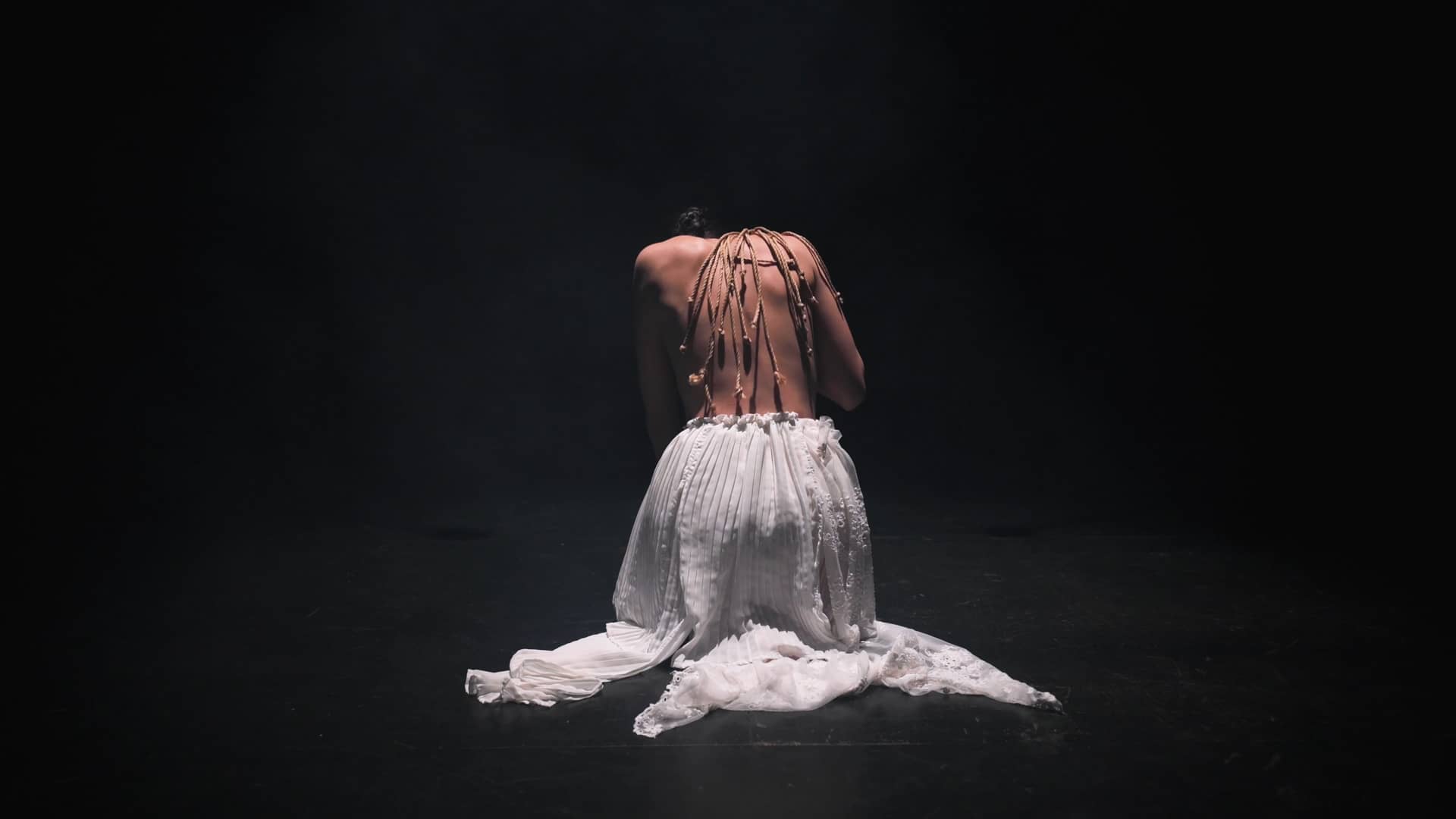 LUCÍA - Cia La Dama y No Shibari on Vimeo