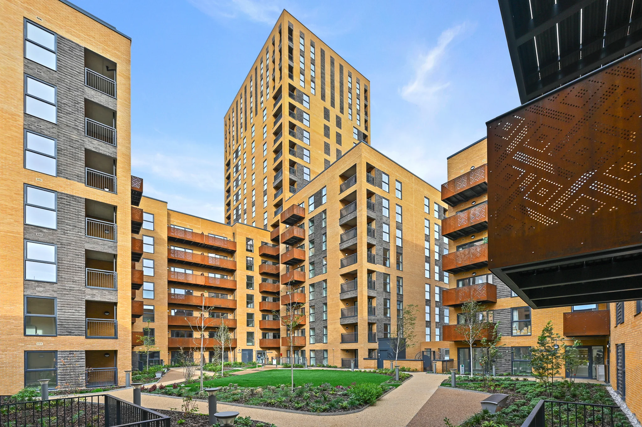 Churchill & Mathesons - 2 Bed Flat, Tidey Apartments on Vimeo