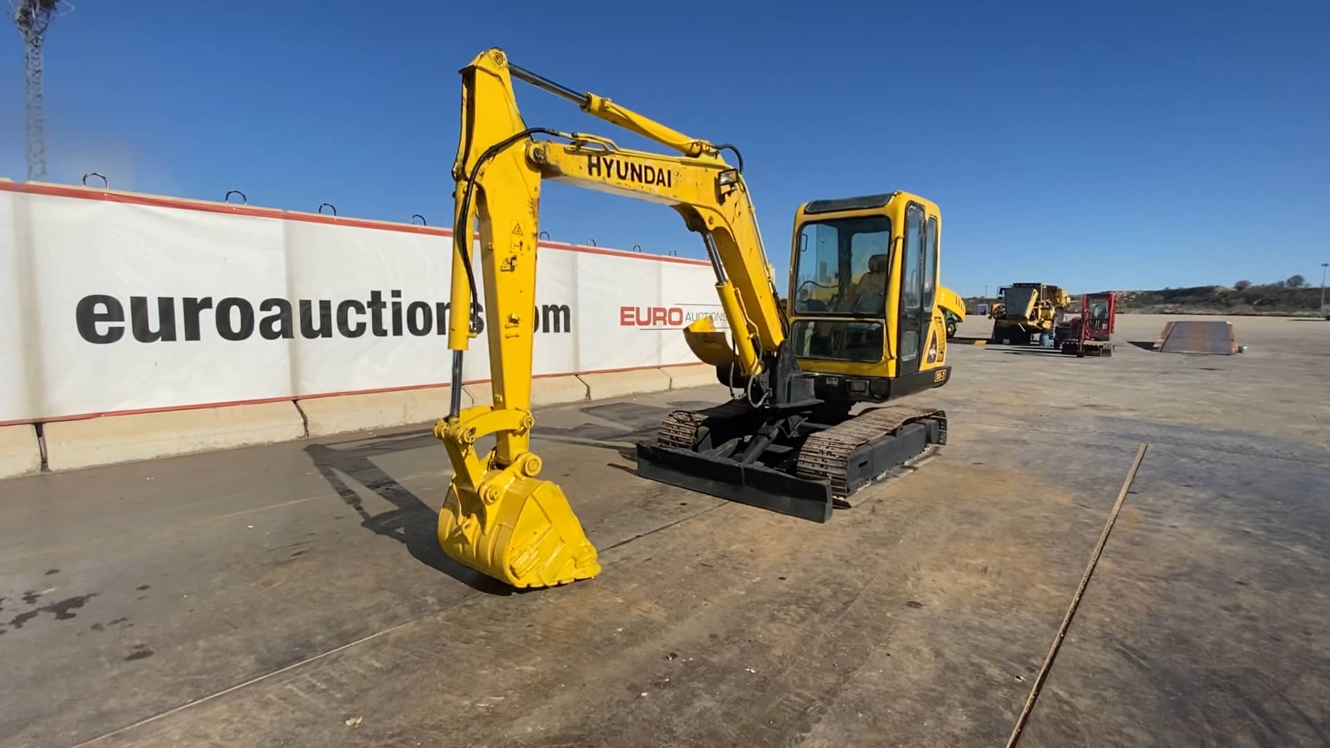 Hyundai R55-7 - Zaragoza March 23 on Vimeo