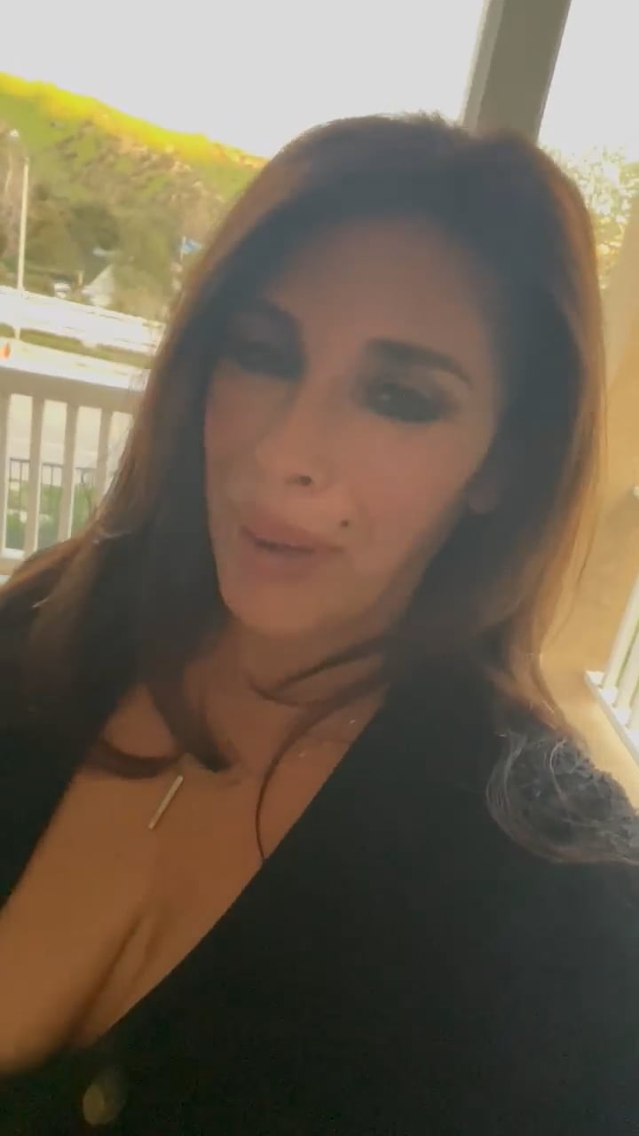 Felissa Rose on playing Lana Luscious in XXX-Mas on Vimeo