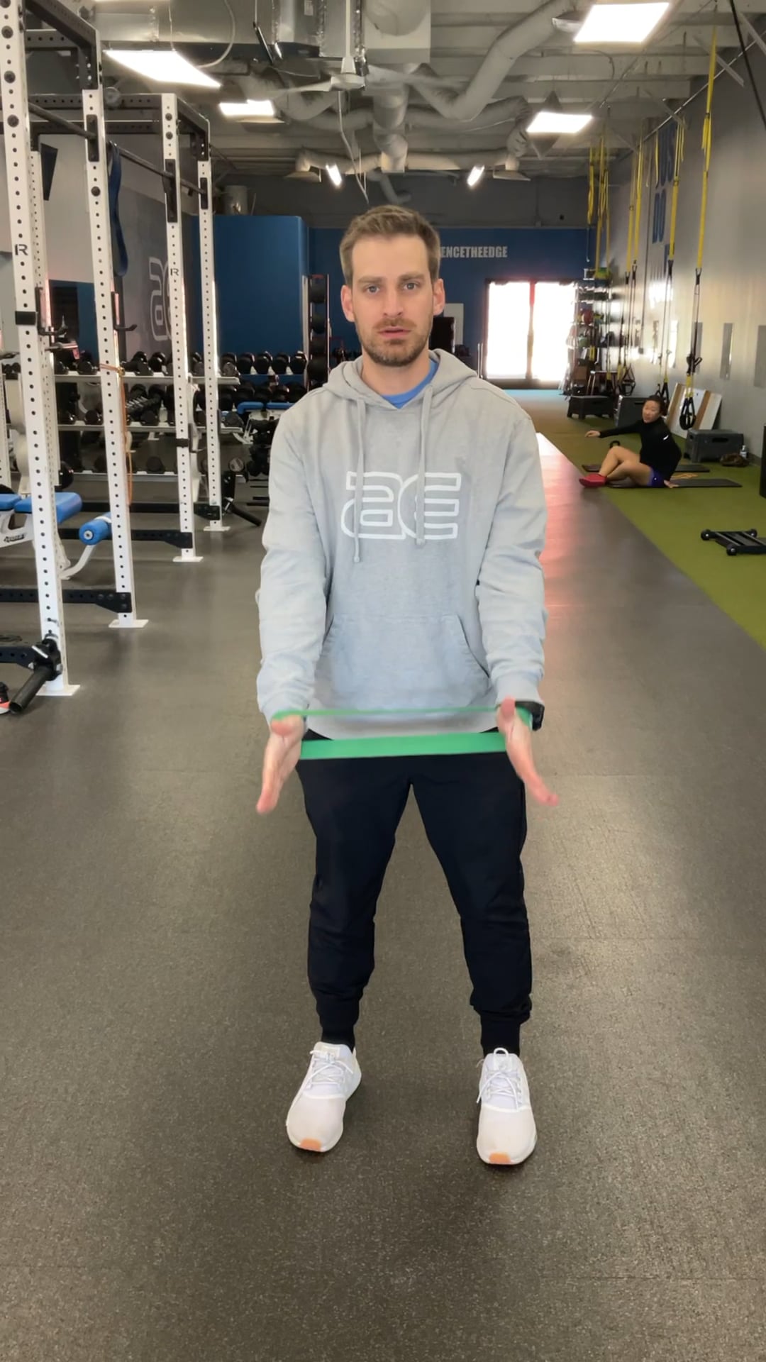 Shoulder flexion with banded ER.MOV on Vimeo