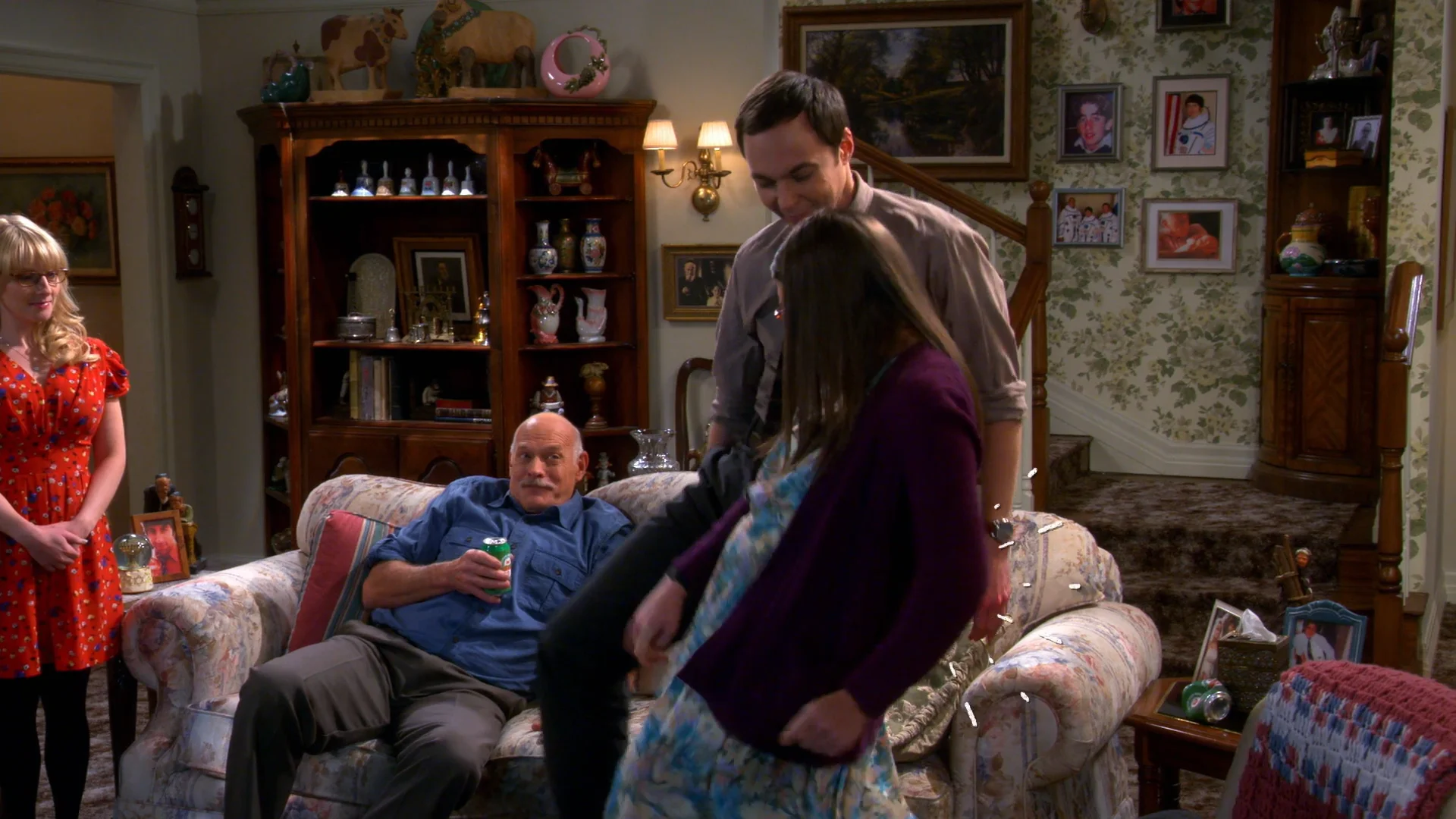 THE BIG BANG THEORY "Positive Physical Reaction" Generic Image ...