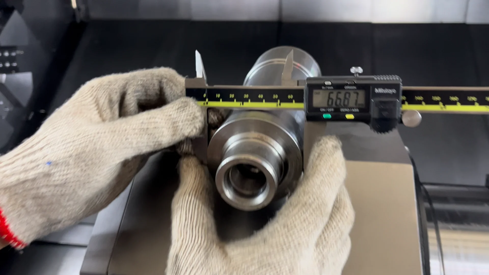 Long travel chuck on Vimeo