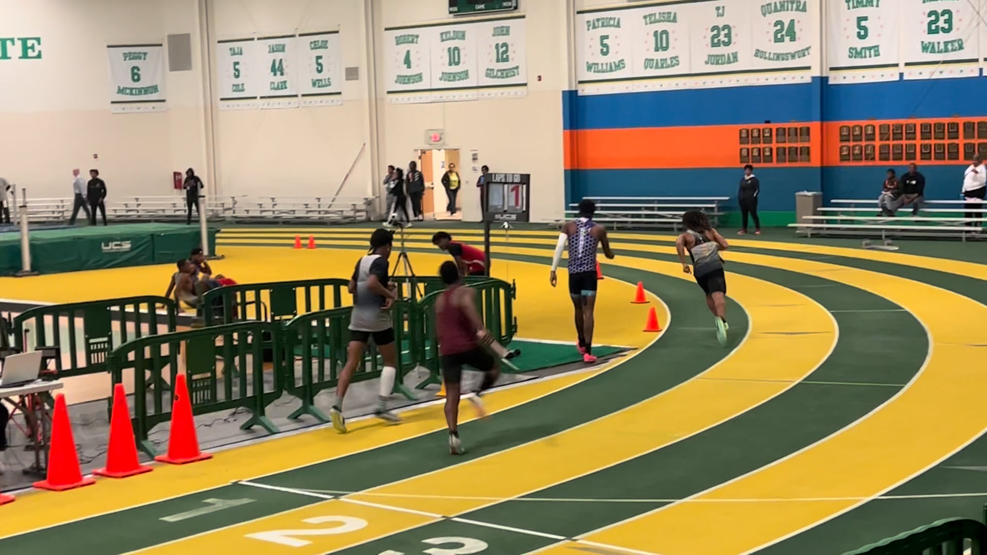 Sean Poe 3rd leg 4x4 on Vimeo