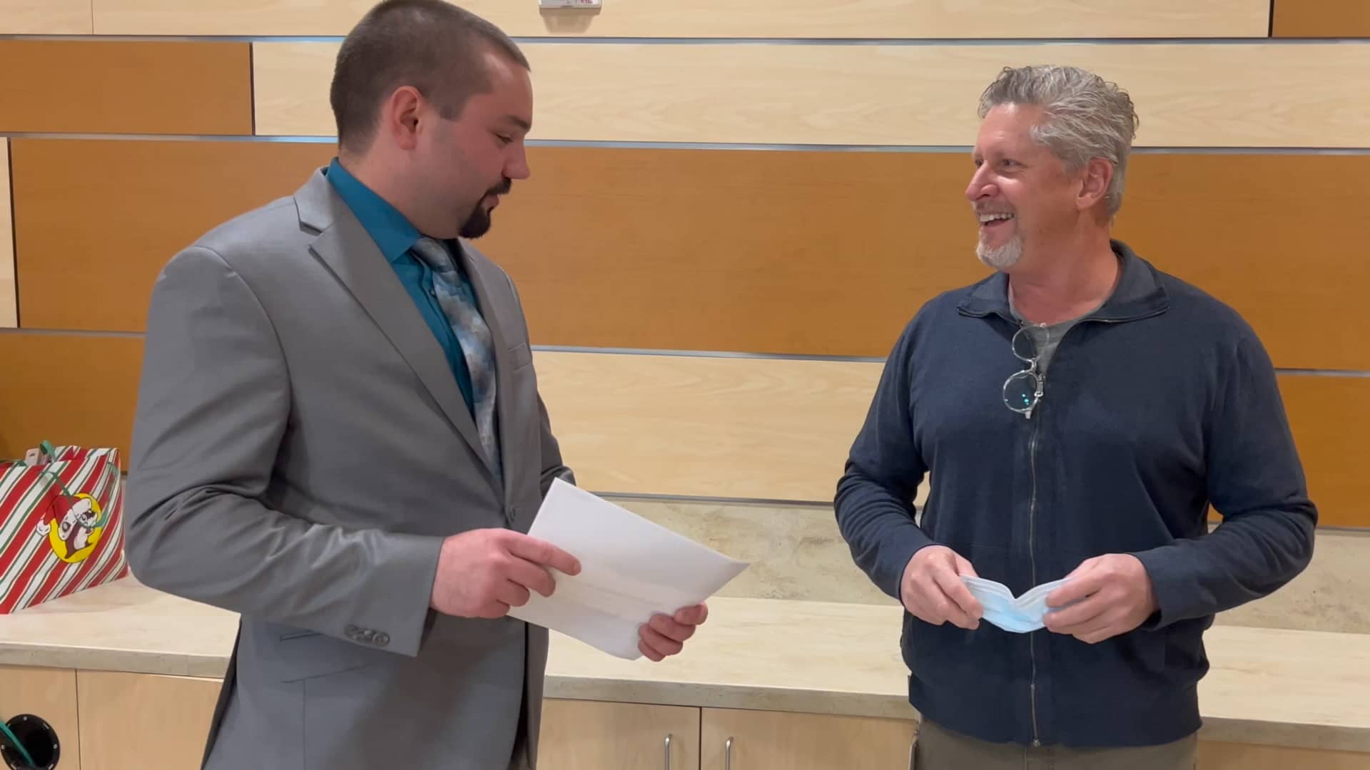 Floyd Lee Locums Sweepstakes Winner Dr. Reginald Mason on Vimeo