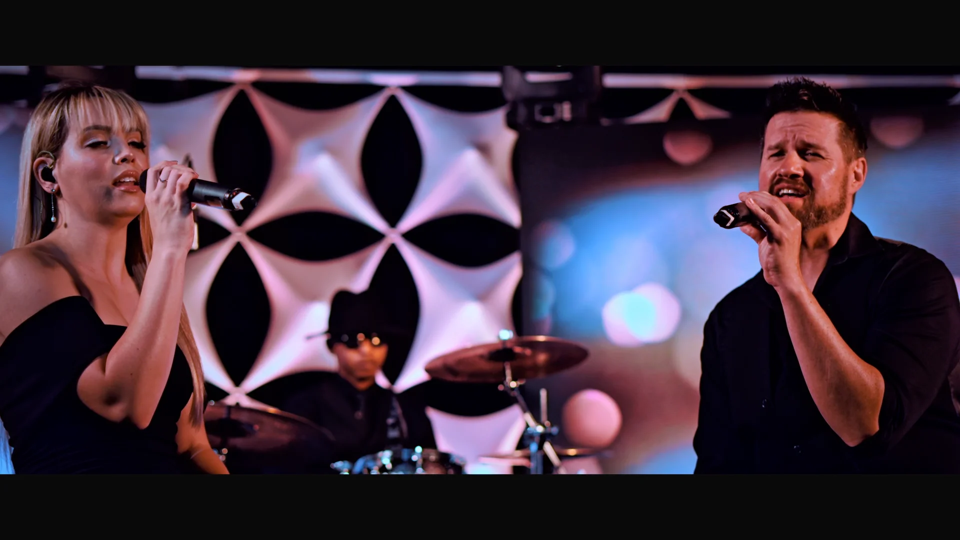 Greg & Tiffany Sing 'I Don't Wanna Miss A Thing' on Vimeo