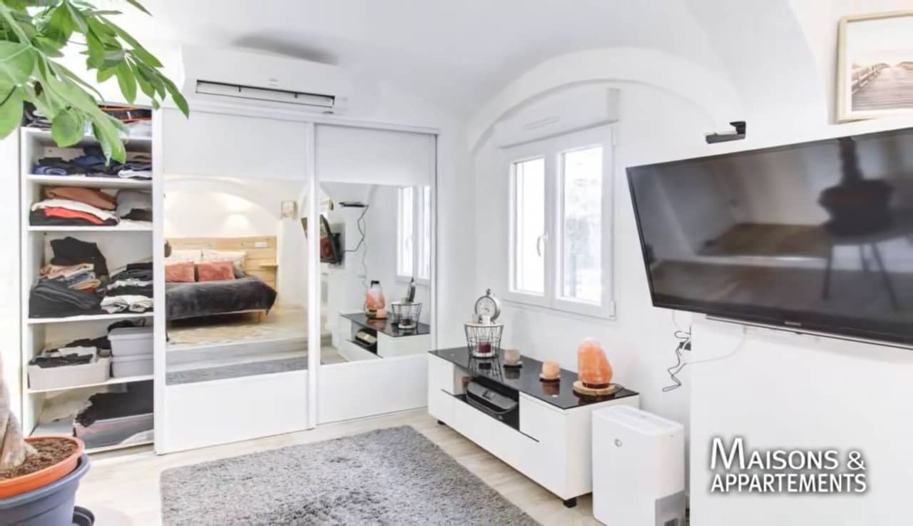 LEVENS - APPARTEMENT A VENDRE - 159 900 € - 47 m² - 2 pièce(s) on Vimeo