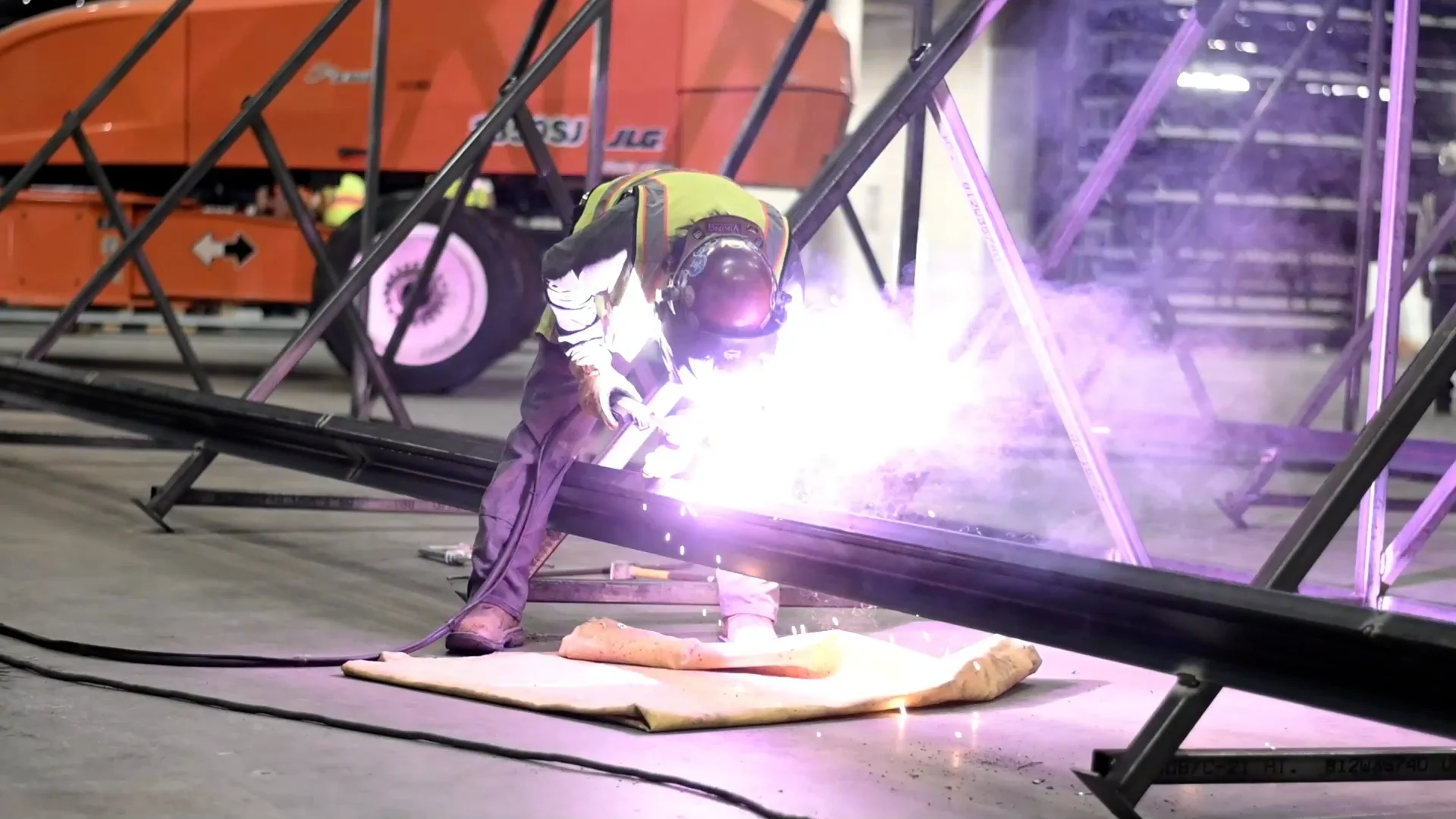 Revel Media Group- Bringing fans closer to the game. on Vimeo