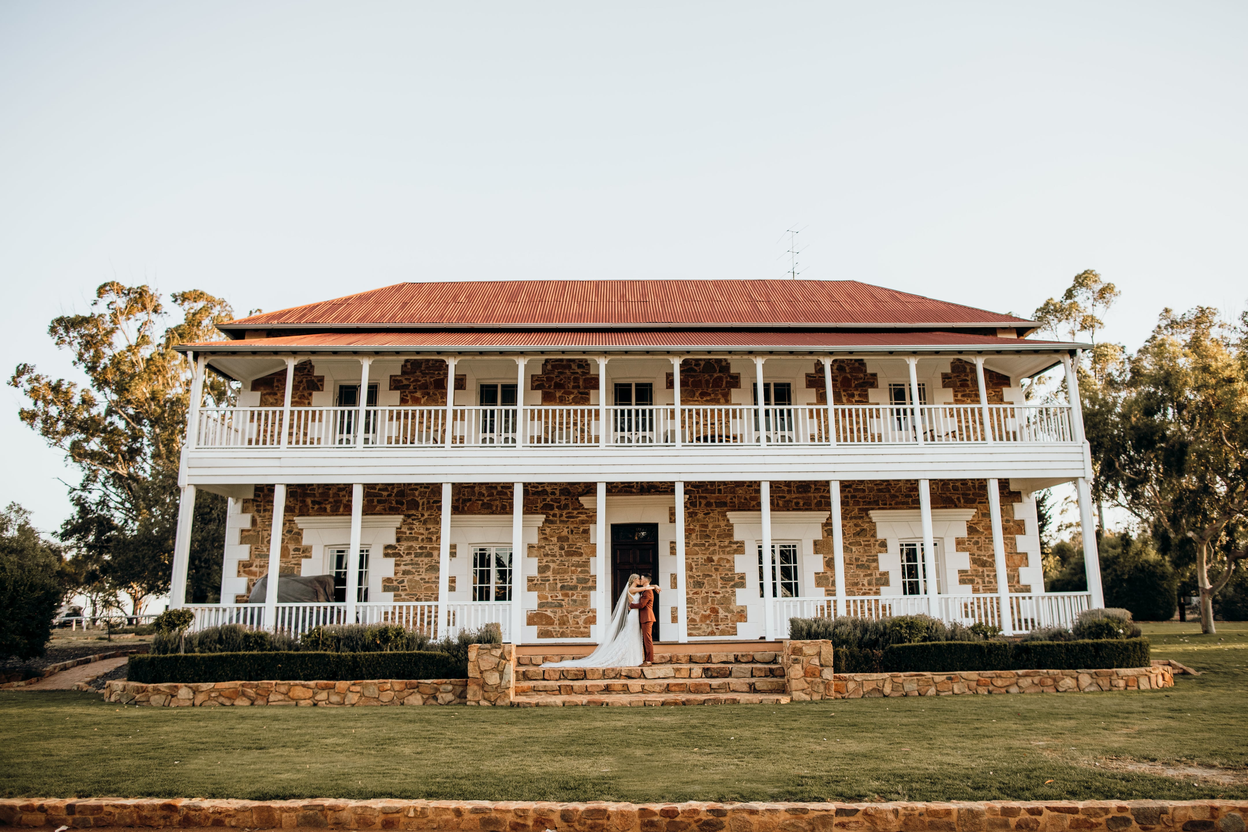 Jess + Liam - Buckland Estate Wedding on Vimeo