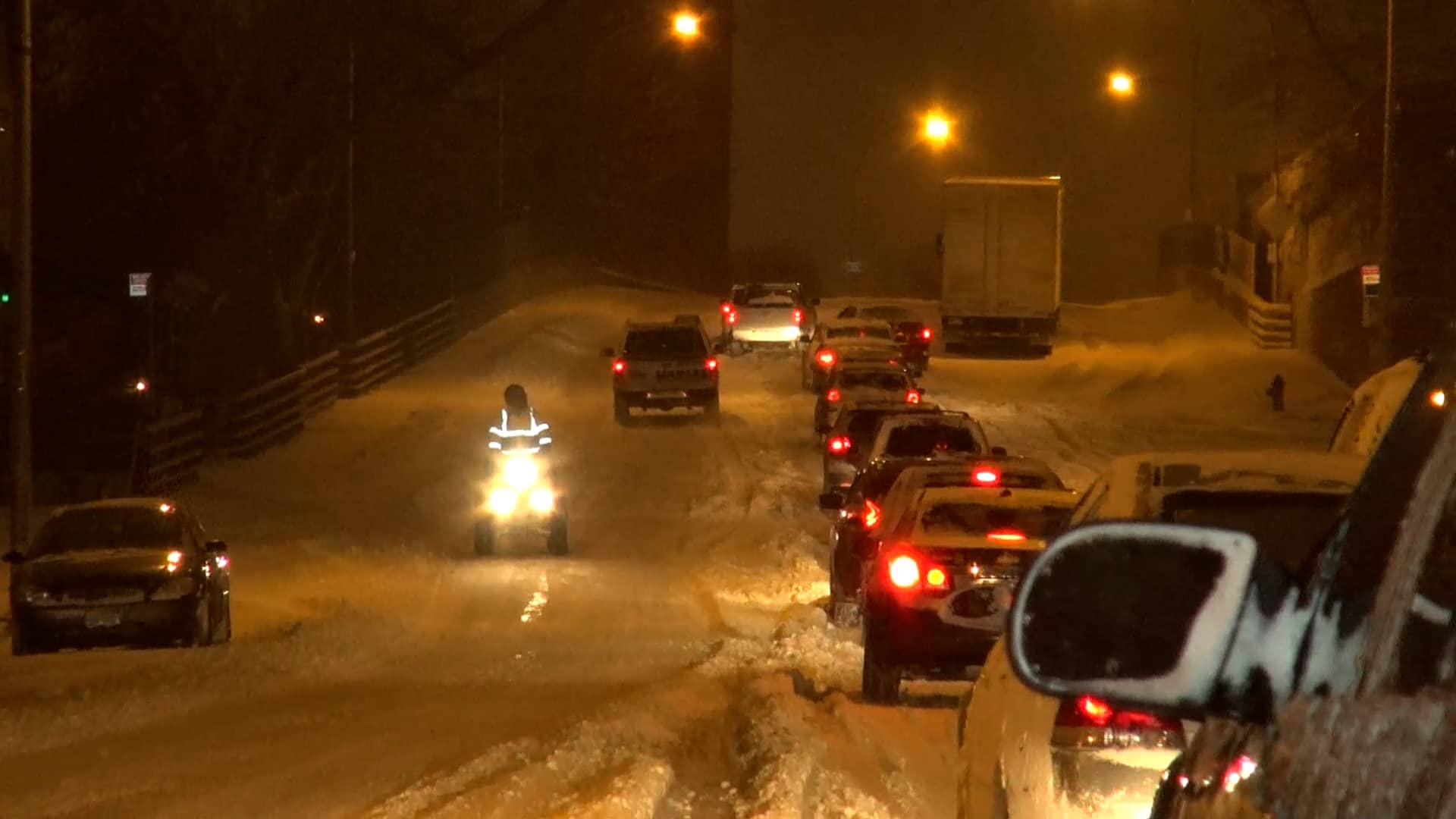 12-14-16-Buffalo-NY-Heavy-Snow-causes-wrecks-road-closures-Brandon ...