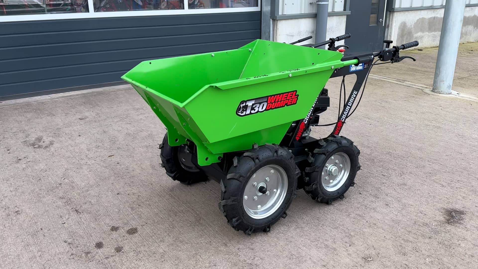 T30 Walk Behind Pedestrian Dumper - Dromore February 23 on Vimeo