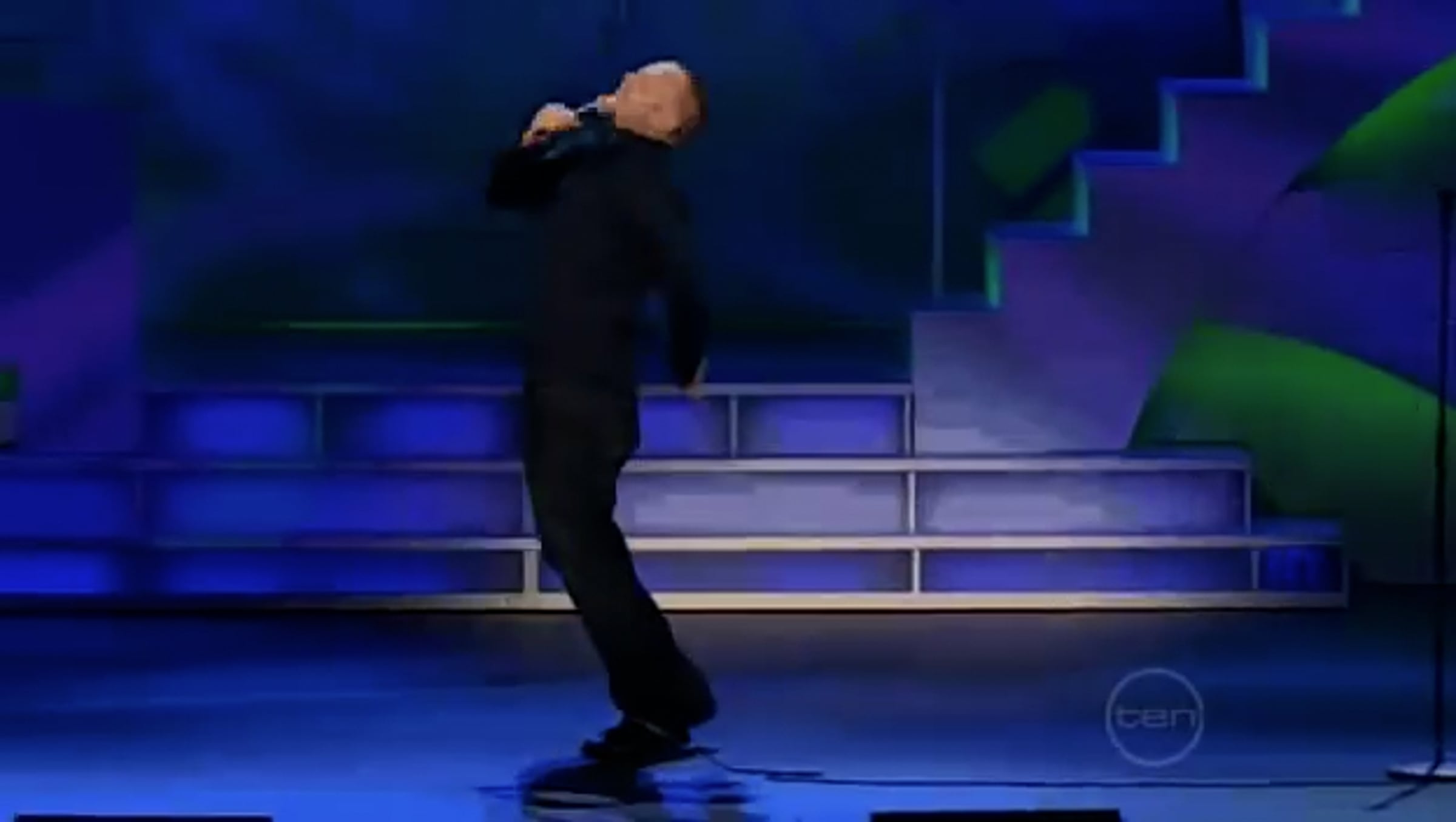 Bill Burr - Muffins [LnOg01N1u3w]