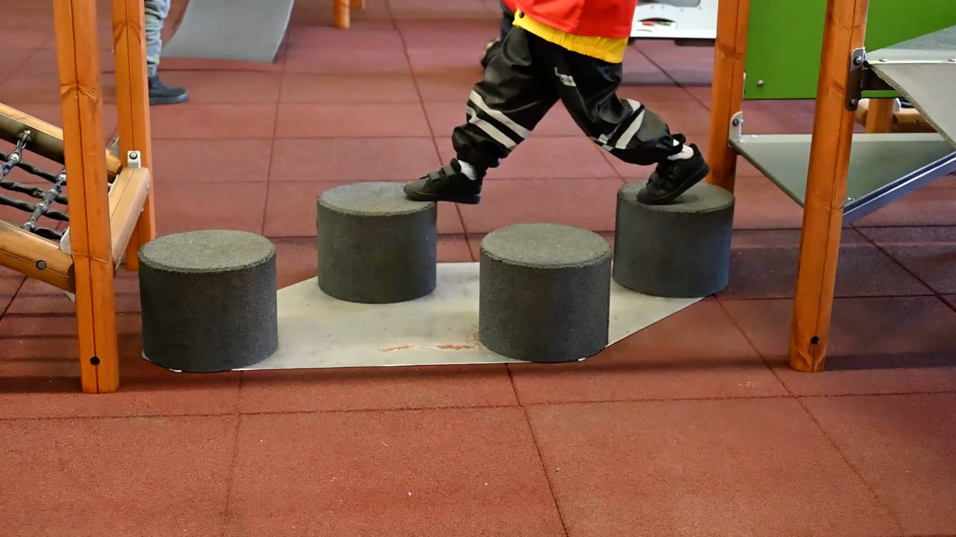 UniMini Refresh - Sneak Peek (External) on Vimeo