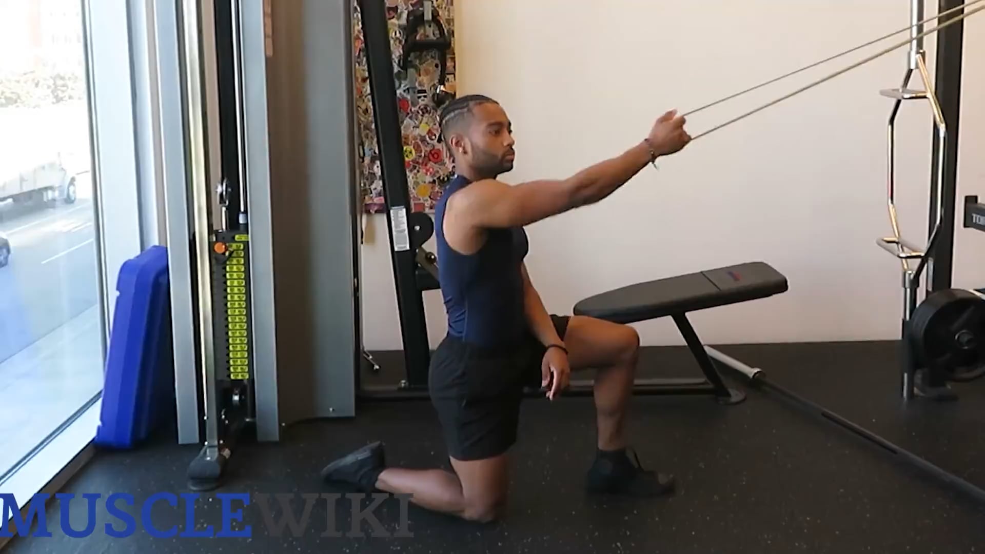 male-band-kneeling-single-arm-pulldown-side on Vimeo