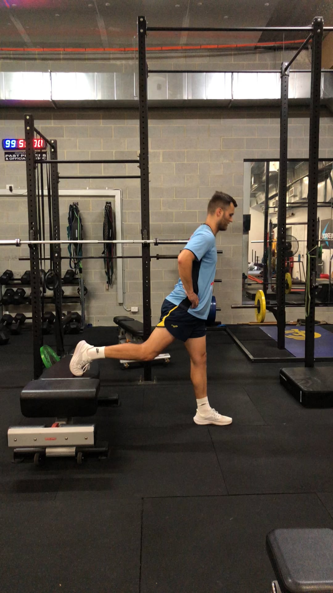 RFE split squat jumps on Vimeo