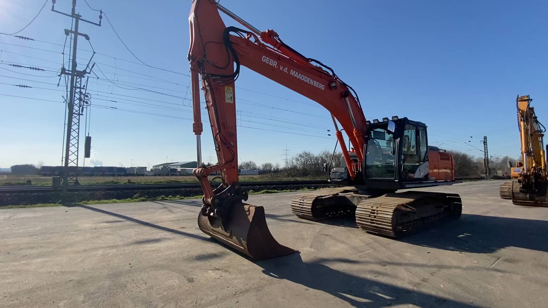 Hitachi ZX210-5B - Dormagen March 23 on Vimeo
