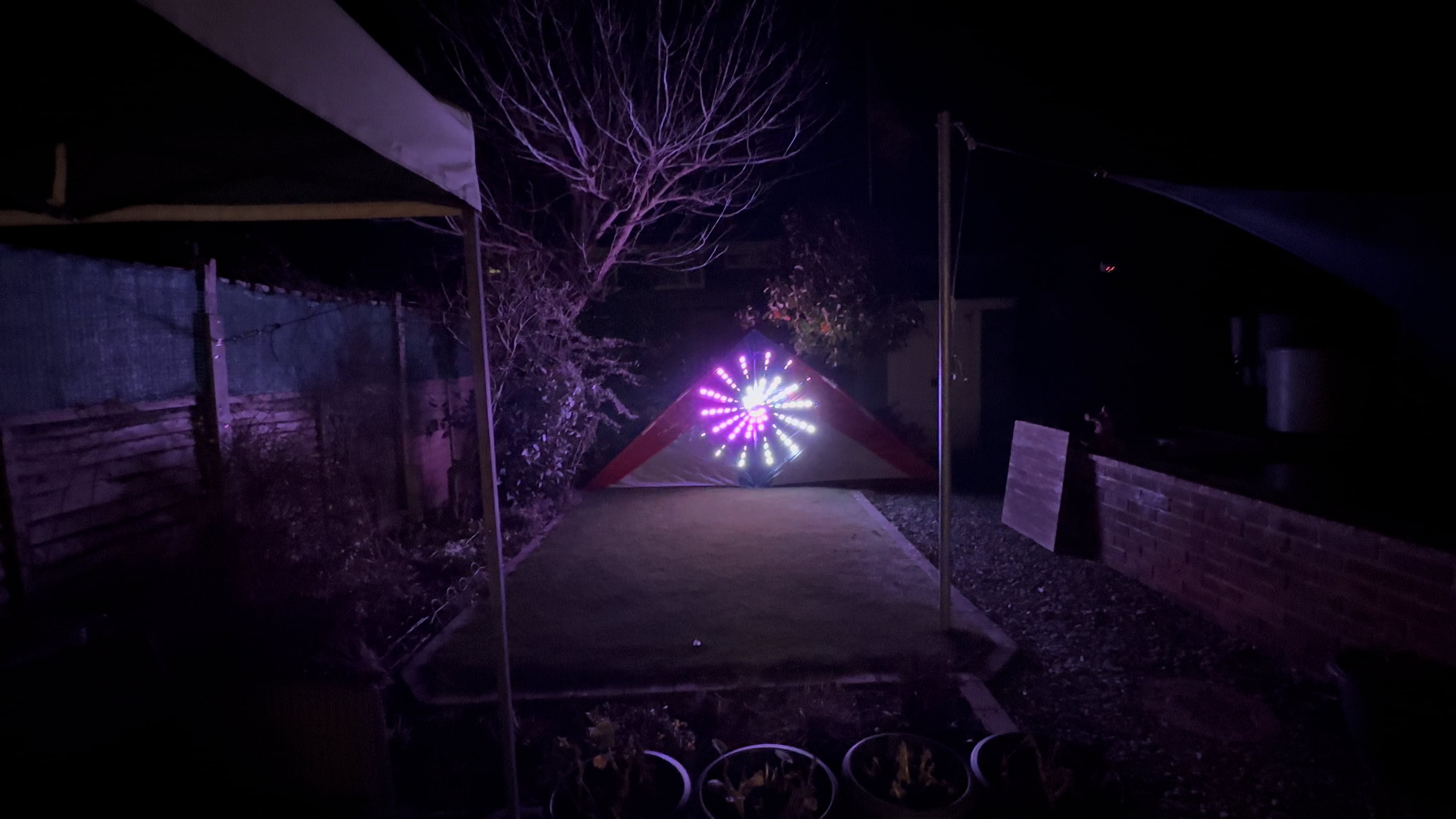 LED IC Delta Kite on Vimeo