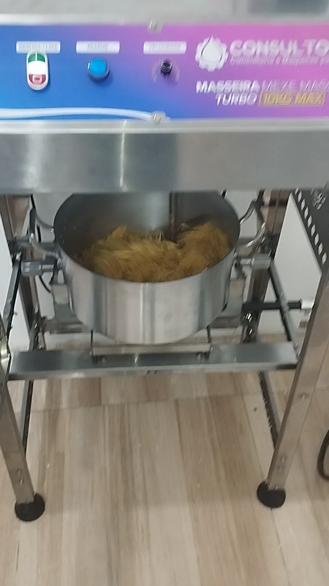 Masseira Mexe Massa Turbo 10 Kg MAX - Treinamento Sandra, Bairro Gavea ...