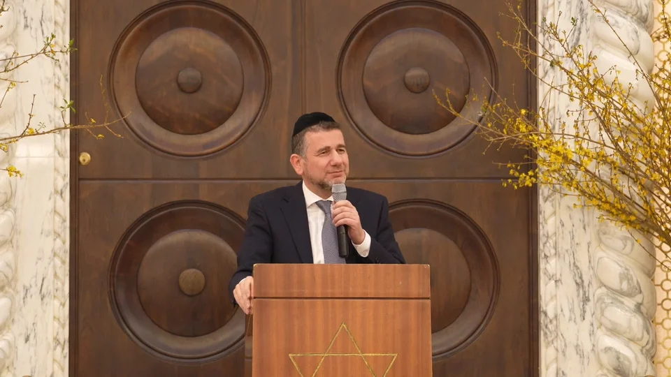 Sefer Torah Dedication: Rabbi Yedid on Vimeo