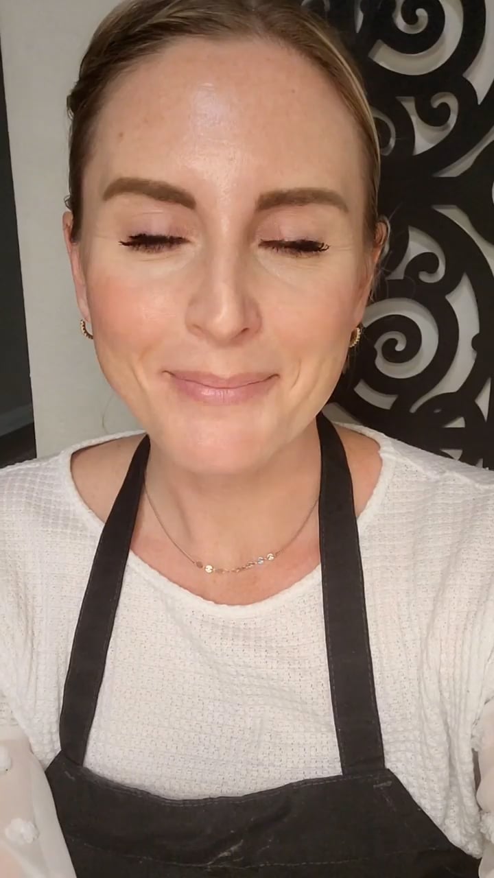 Meet Alyse Alamo Licensed Esthetician And Massage Therapist At Radical Wellness Collaborative