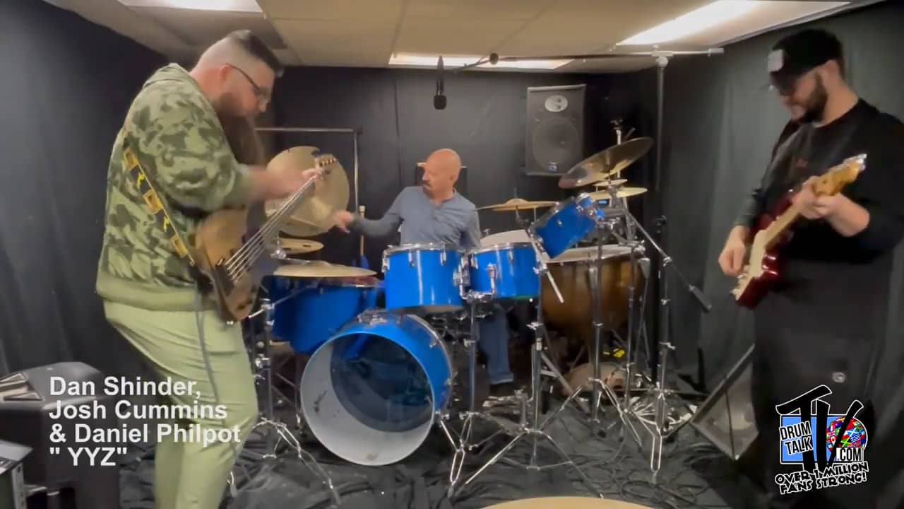 "YYZ" by Dan Shinder, Josh Cummings & Daniel Philpot on Vimeo