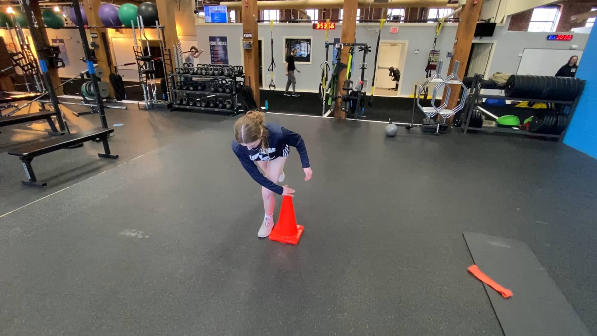 Cross body cone touch on Vimeo