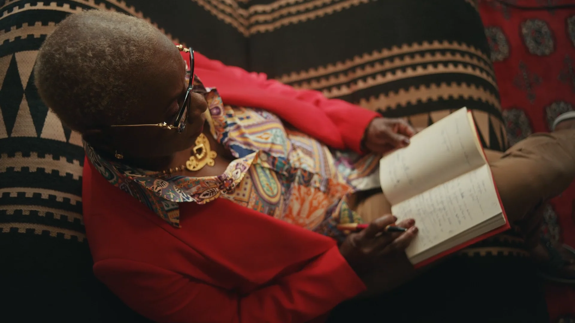 Rob Chapman - 2023 Vilcek Awards - Angelique Kidjo on Vimeo