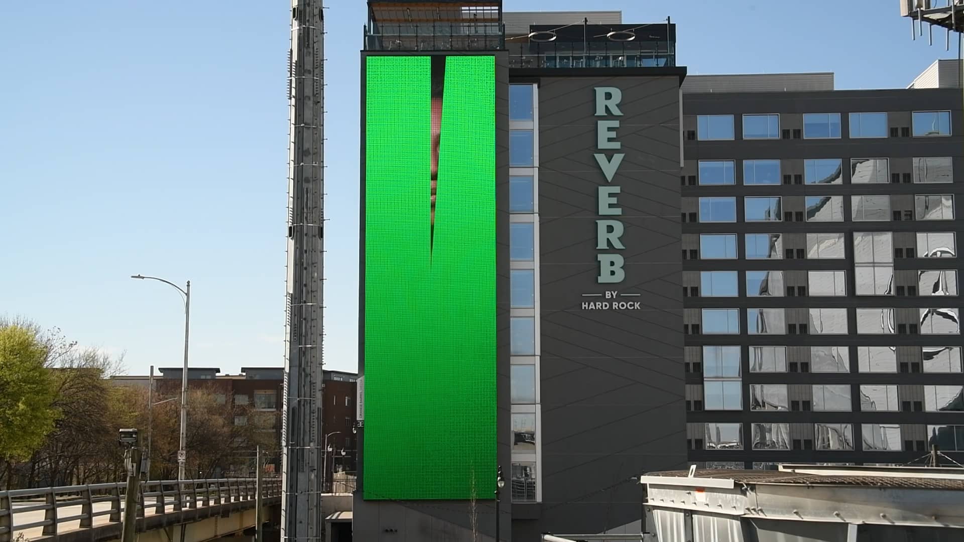 1_ATL-DG-505_Milk_230308_015145 on Vimeo