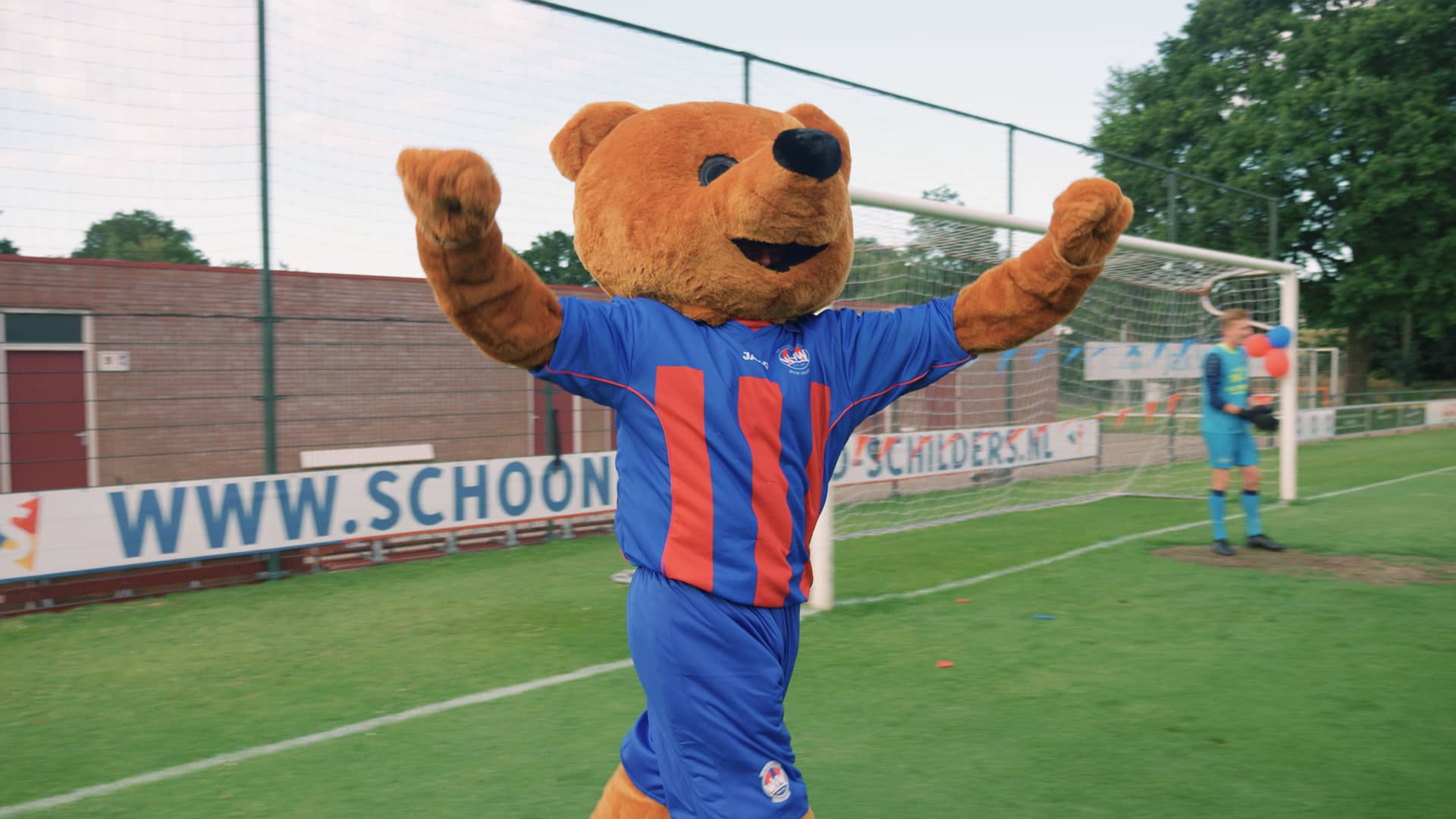 WVW Weurt - Videoclip '100 jaar WVW Weurt' on Vimeo