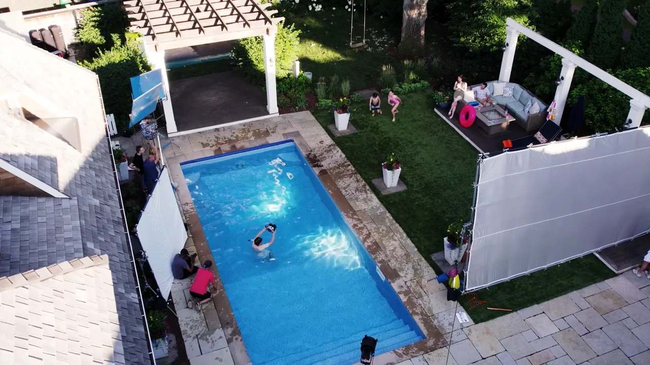 Case Study: HTH Pools + Sirona Spa on Vimeo