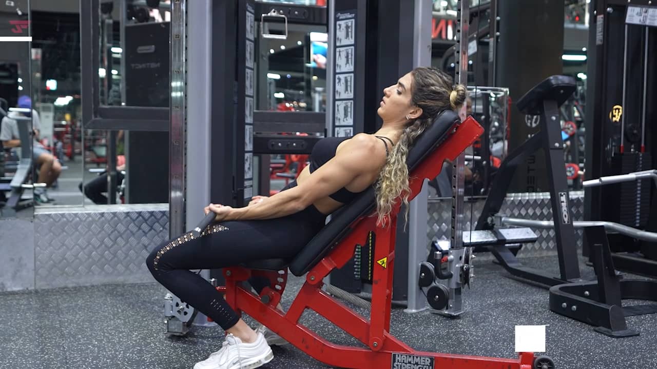 Curl con banco declinado con barra. on Vimeo