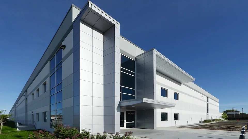 Chicago I Aerial Tour, Stream Data Centers - Elk Grove Village