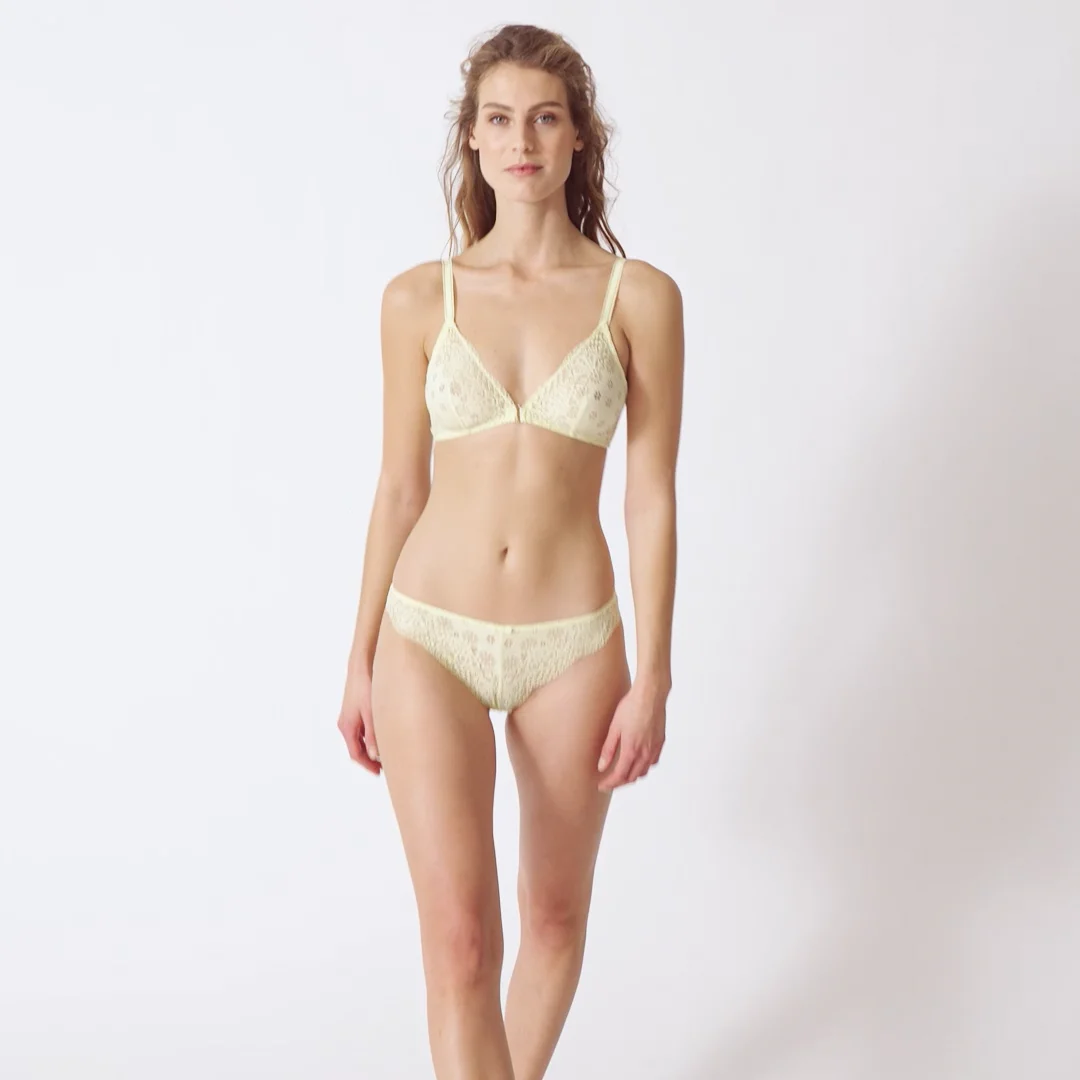 AIMEE_1B4250_1B4720_256_90B