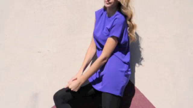 Split Girl Jaybee Dress on Vimeo