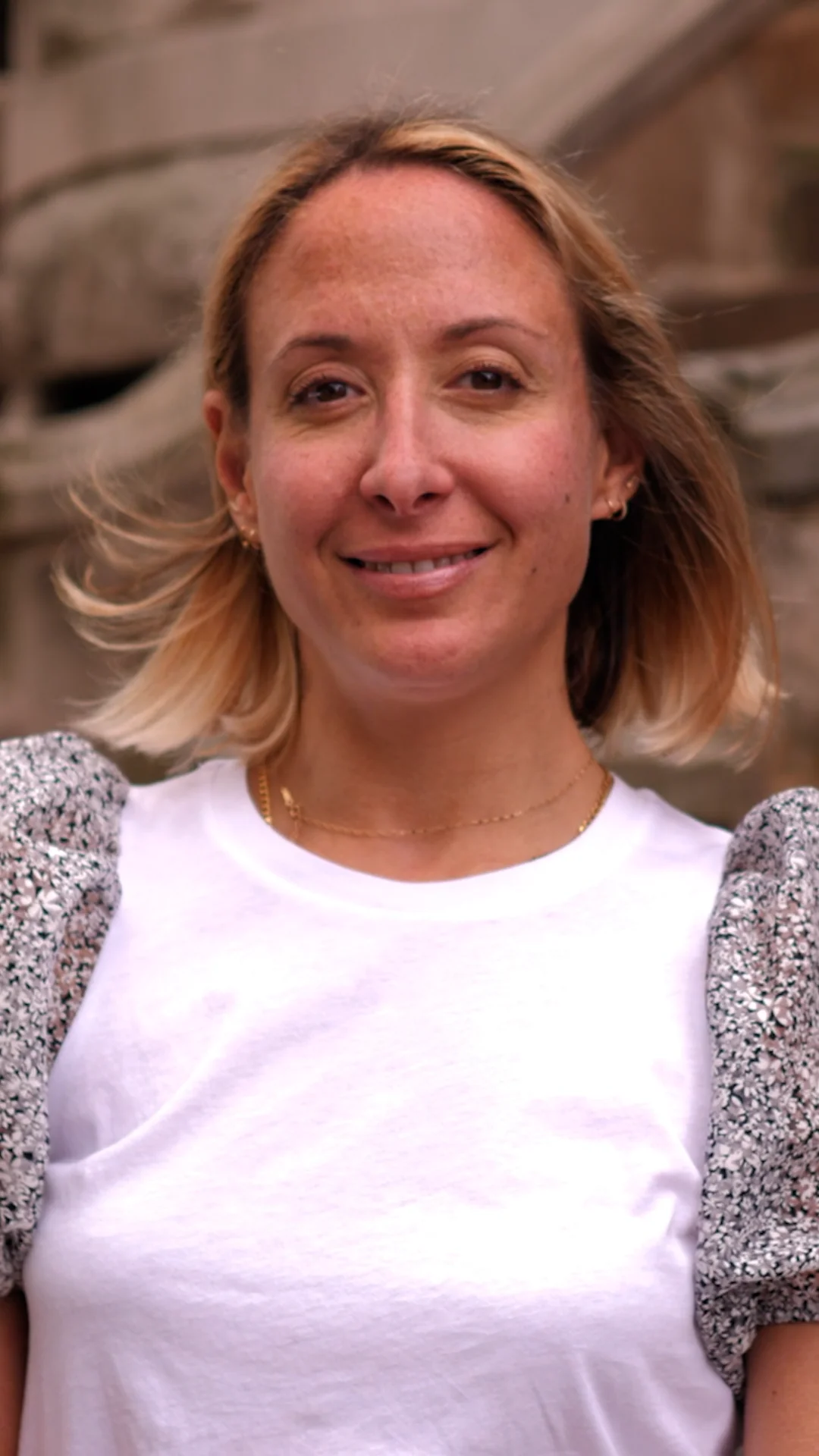 Lisa Holler Social 1 (9x16)