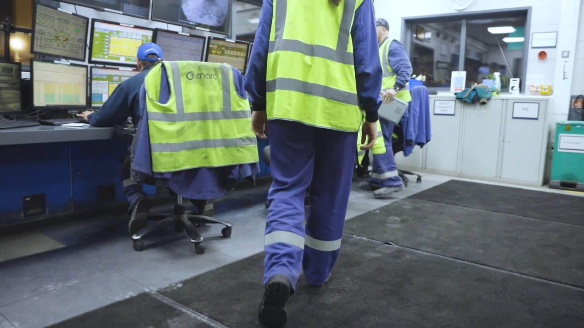 British Glass - Encirc - Lara.mp4 on Vimeo