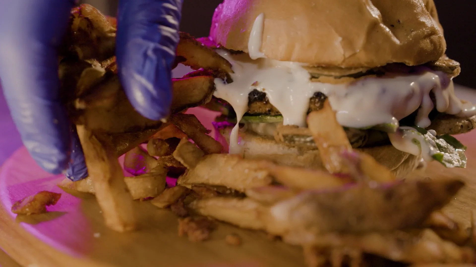 The Mamba Burger: Alex's Fresh Kitchen on Vimeo